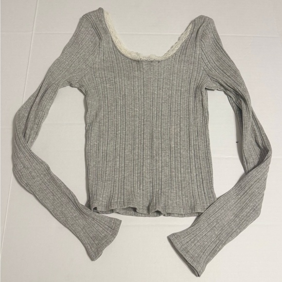 RSQ | Tops | Rsq Gray Ribbed Long Sleeve Top With Lace Trim | Poshmark